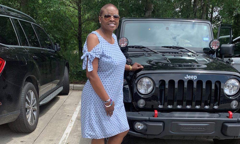 Meet Veronica Anderson of Wreaths by Veronica in Spring area - Voyage ...