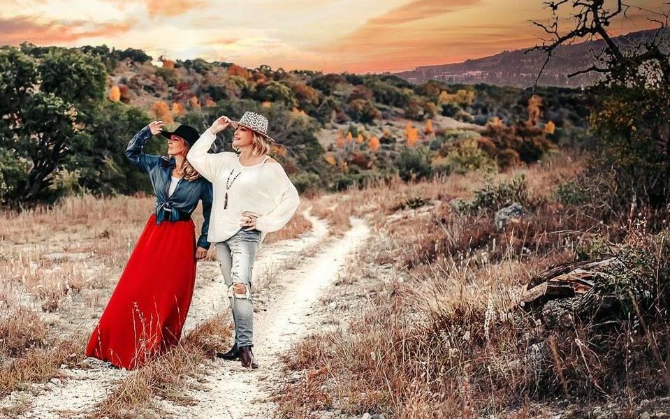 Conversations with Laura Durell and Terri Davidson - Voyage Houston ...