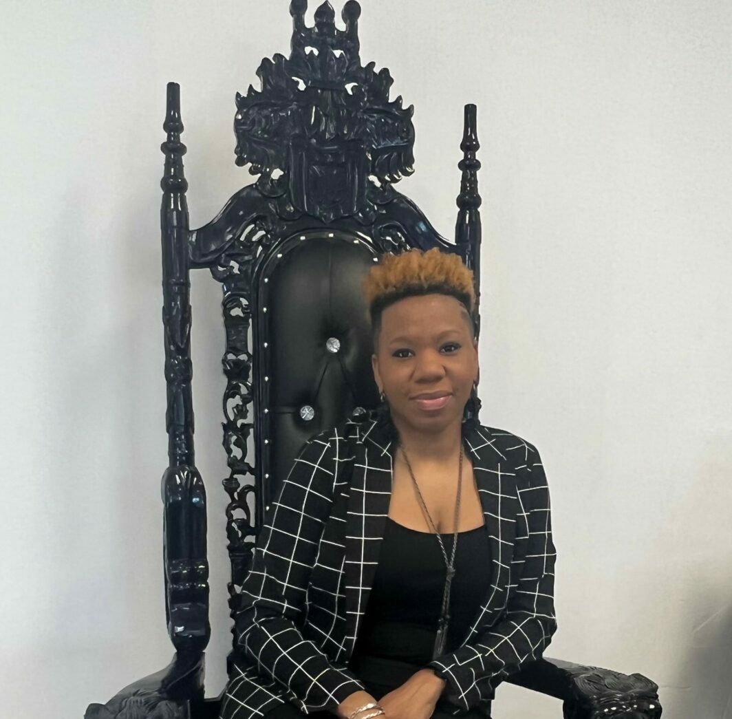 c-PersonalGabrielleSmithCook__magazinephoto1_1665594953838 - Voyage ...