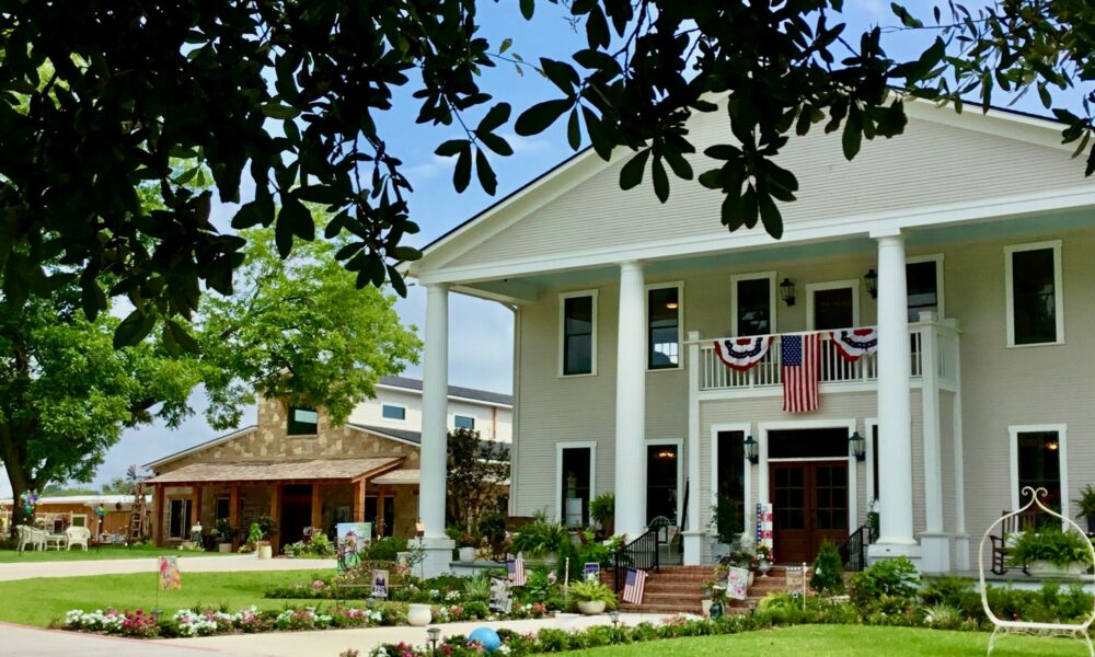 Meet Kim Bius of Kim's Home and Garden - Voyage Houston Magazine ...