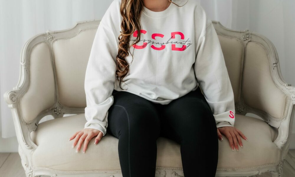 Community Highlights: Meet Savannah Cook of Sassysavbeauty - Voyage ...