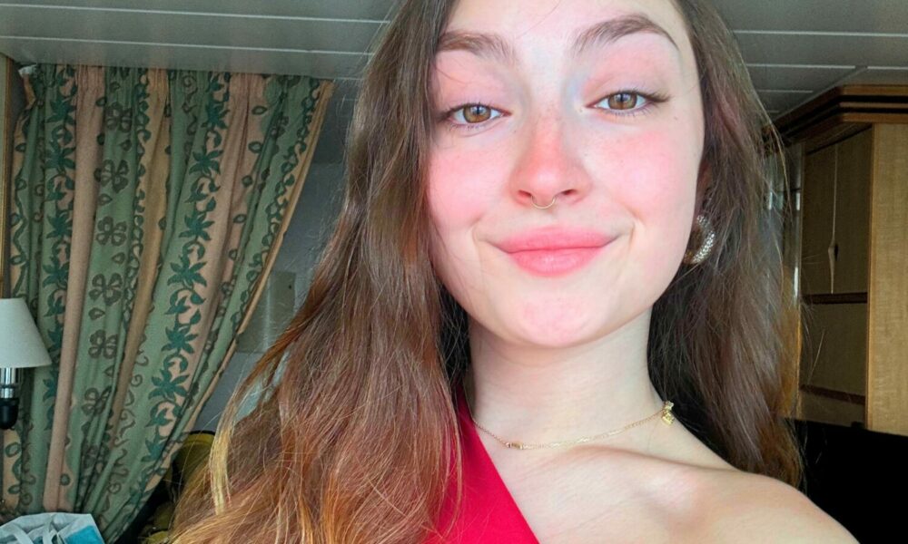 Rising Stars: Meet Haley Elysse of Texas City - Voyage Houston Magazine ...