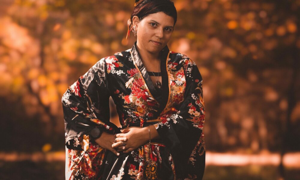 Conversations with Elizabeth Paredes - Voyage Houston Magazine ...