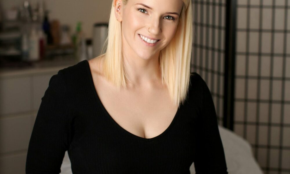 Exploring Life & Business with Emma Monk of DermaNirvana - Voyage ...