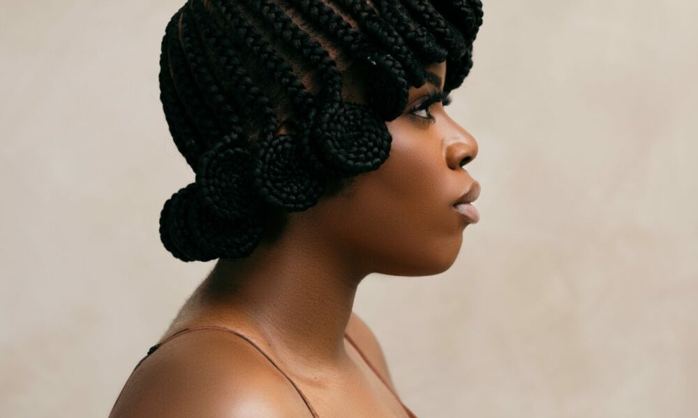 Meet Essy Estaa of NYC - Voyage Houston Magazine | Houston City Guide